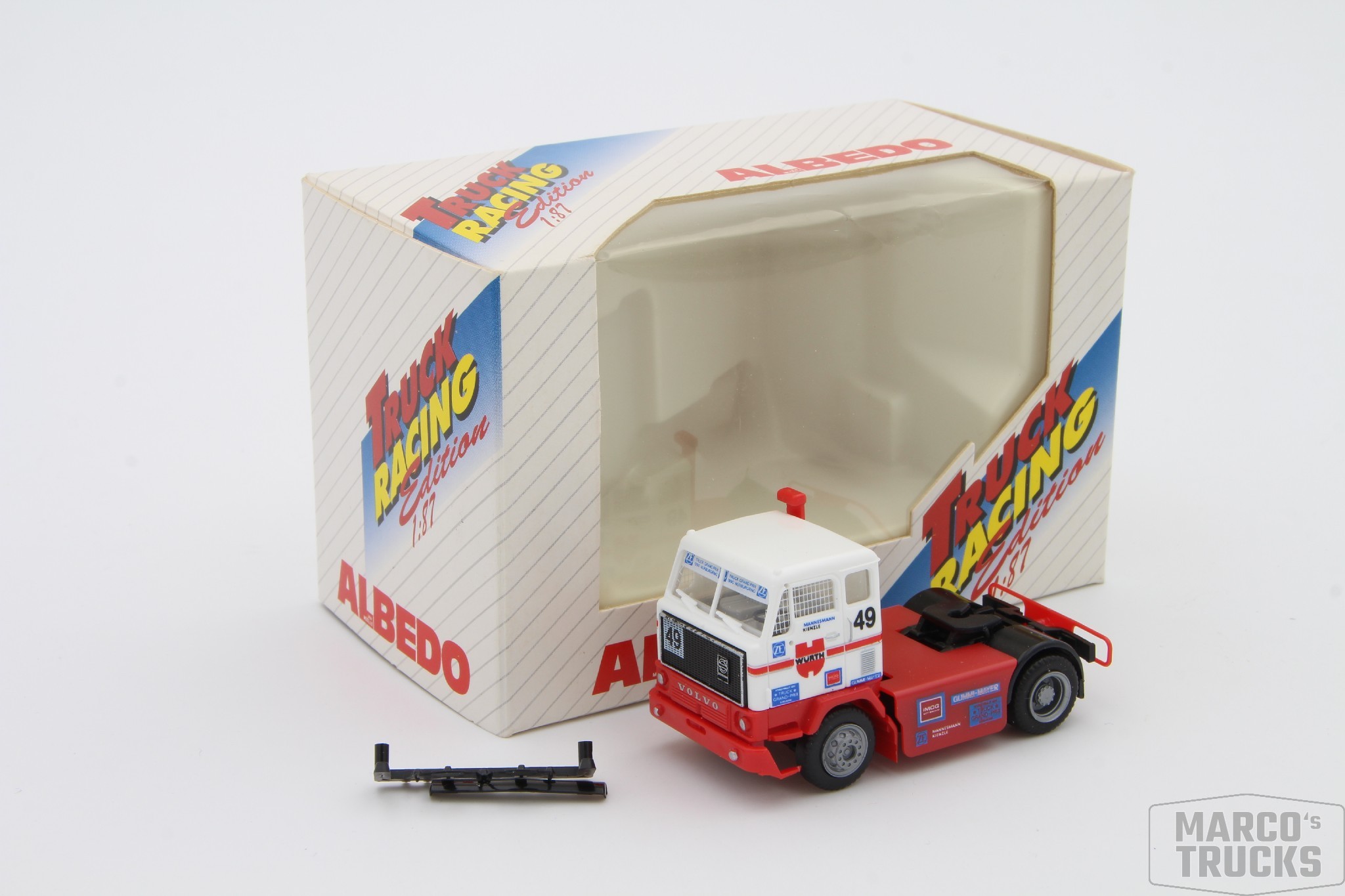 Albedo Volvo F89 Zugmaschine Renntruck weiß/rot Nr. 600112 /AL746-1