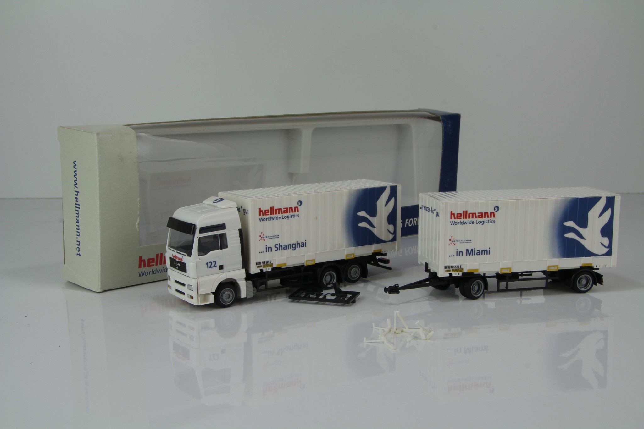 AWM MAN TGA XXL Jumbohängerzug "Hellmann 122 Shanghai Miami" /AW1265