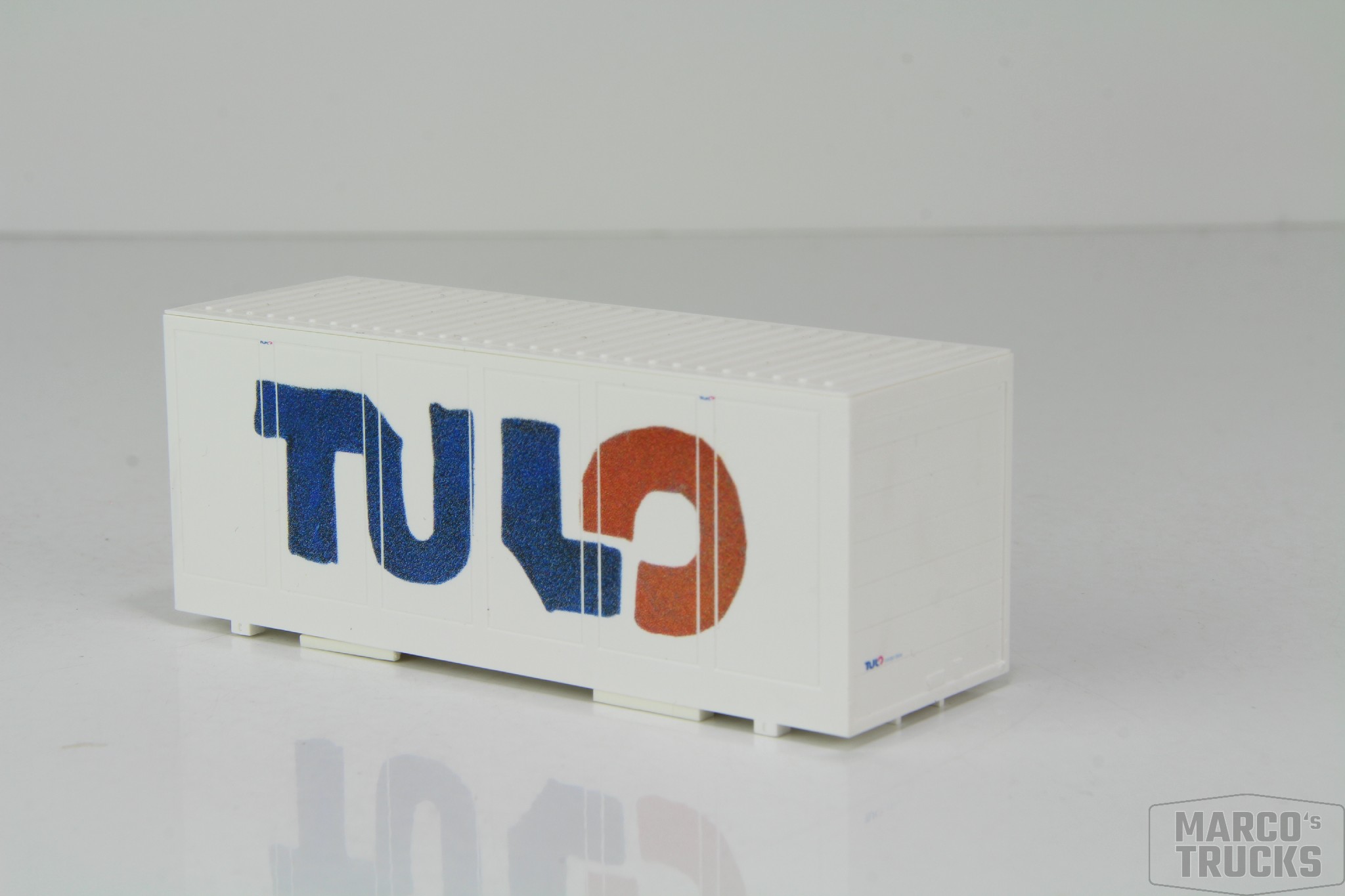 AWM Wechselbrücke jumbo weiß "Tulo cargo-box" /AW1526