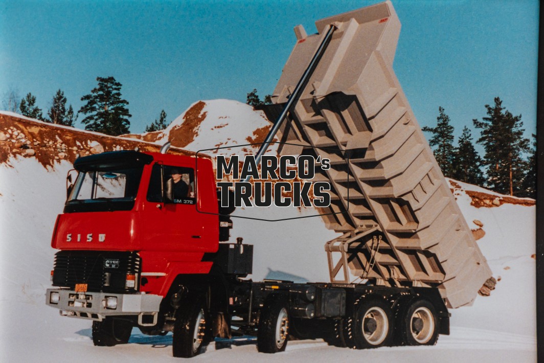 LKW Foto Sisu SA 150E Kipper Finnland rot 515 SM 372 #a4di