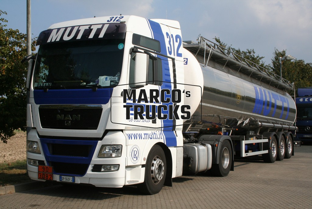 LKW Foto MAN TGA XLX Tankwagen Auflieger Italien weiß MUTTI #c4hr