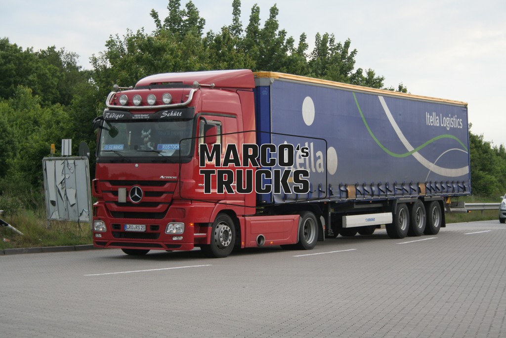 LKW Foto Mercedes-Benz Actros Planensattelzug Deutschland rot itella ...