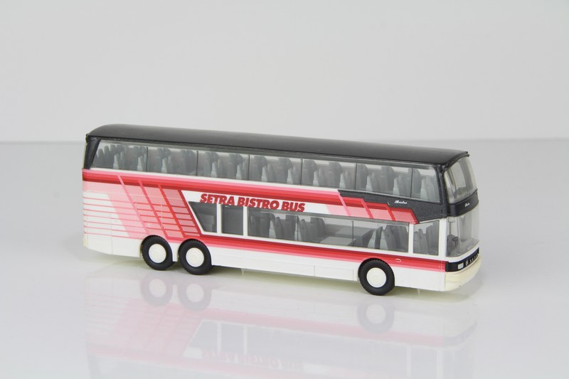 Herpa Setra S 228 DT „Setra Bistro Bus“ /H6328-1