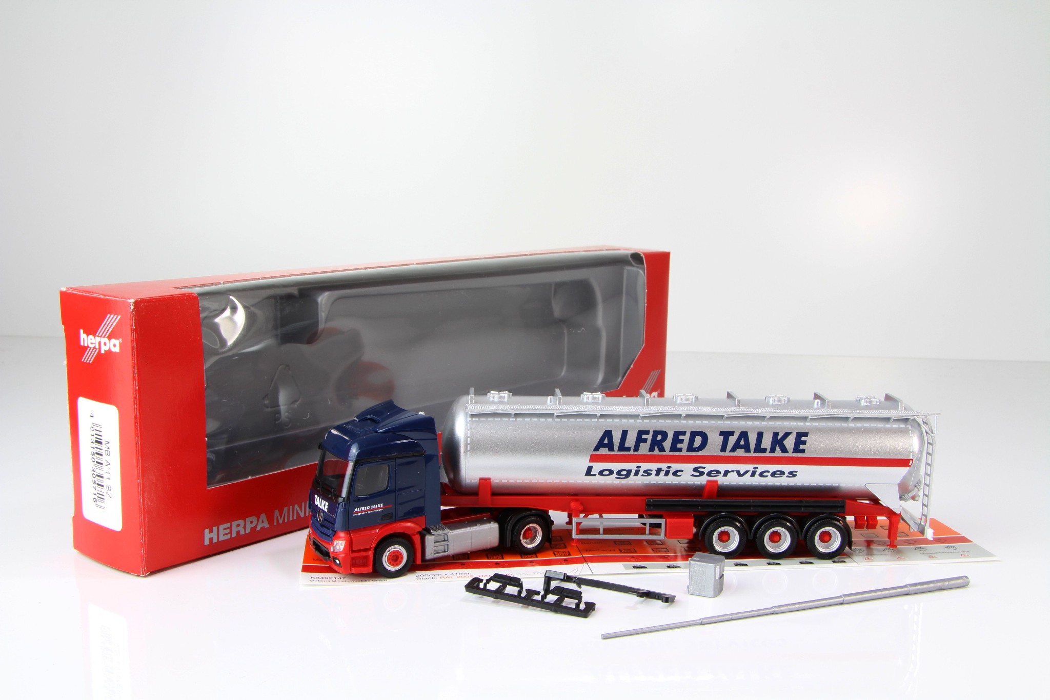 Herpa MB Actros '11 Streamspace Silosattelzug "Alfred Talke" Nr. 305716 ...