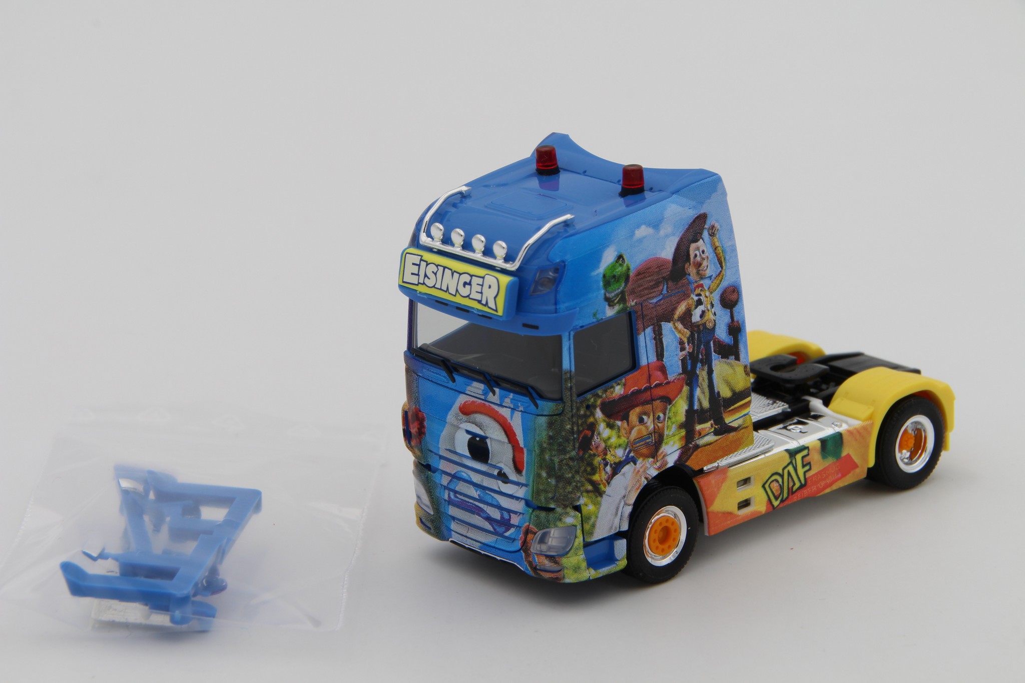 Herpa DAF XF SSC Euro 6 Zugmaschine "Eisinger" aus 122146 /HN1110-1