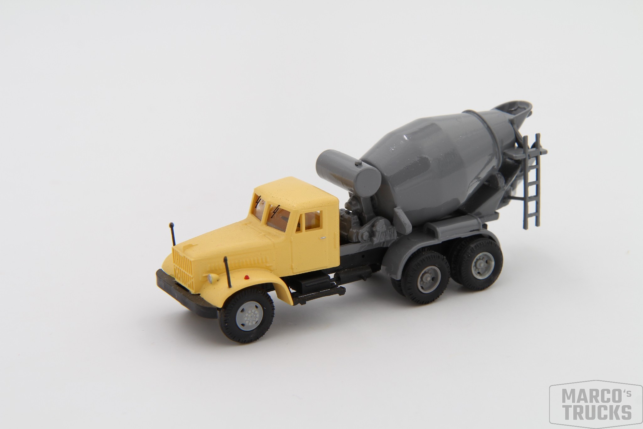 USM Models - KrAZ-258B1 SB-92 Betonmischer sandgrau Kleinserie 1:87 H0 /US6
